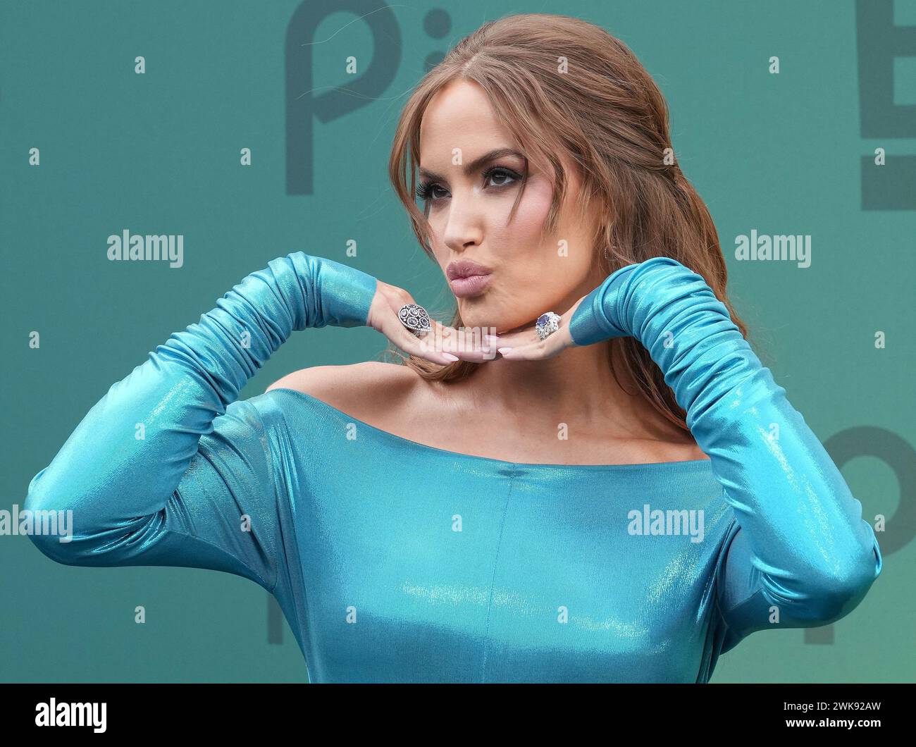 Los Angeles, USA. 18th Feb, 2024. Haley Kalil walking on the red carpet ...