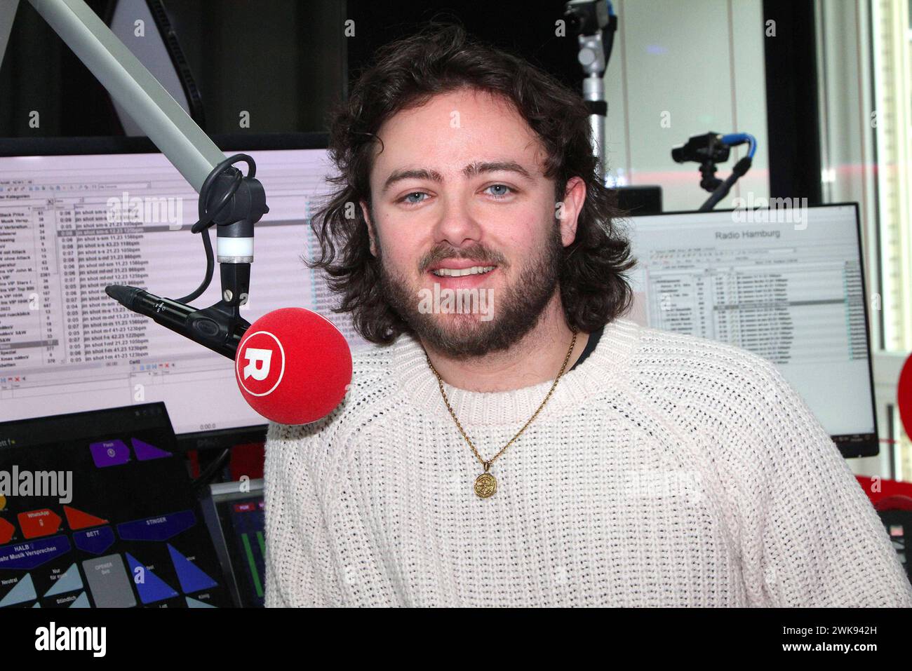 Declan J Donovan, der britische Saenger zu Gast bei Radio Hamburg RHH ...