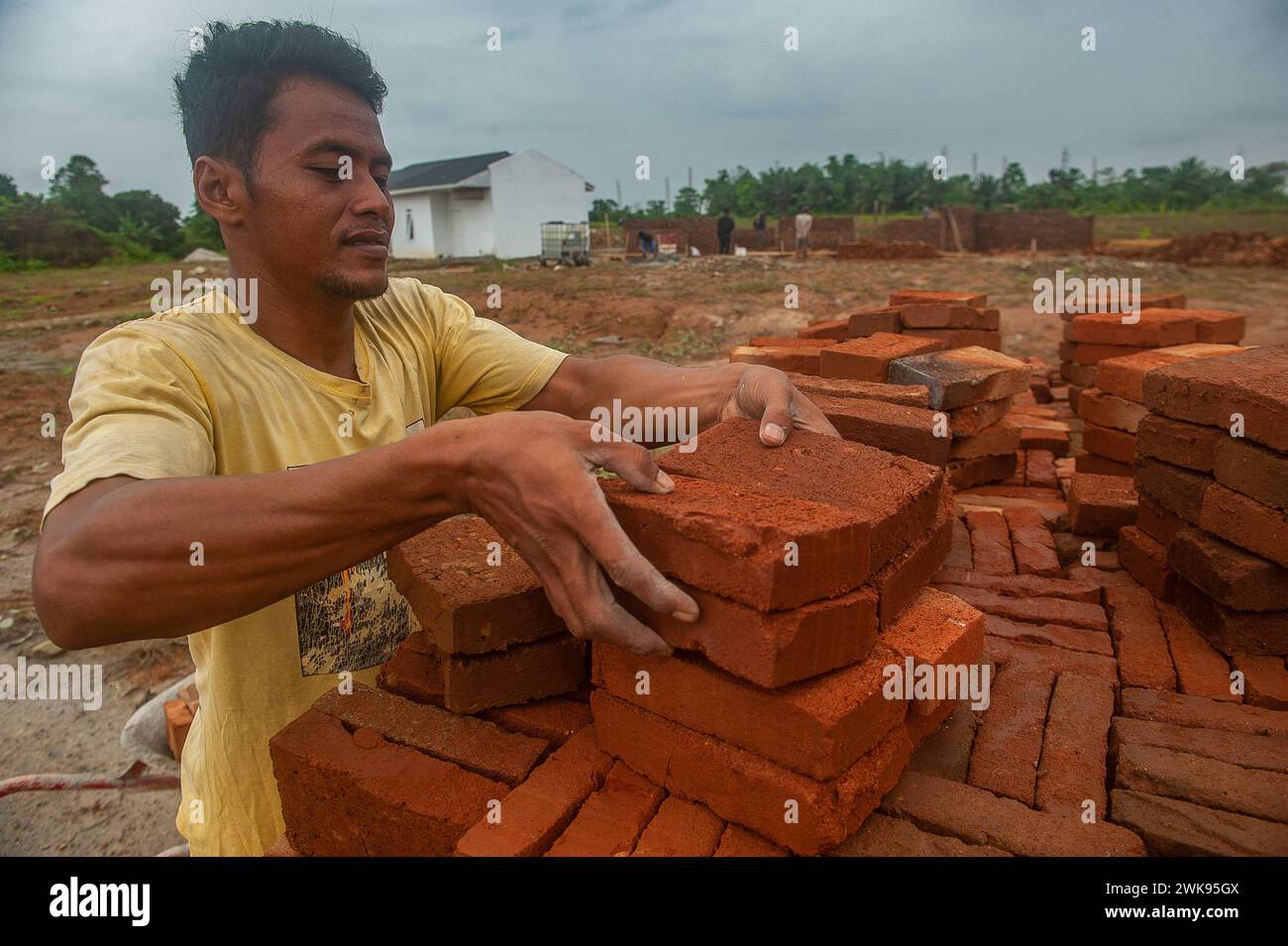 Units housing affordable low income hi-res stock photography and images ...