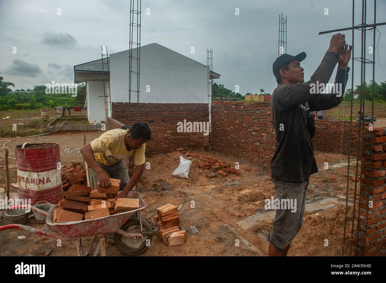 Units housing affordable low income hi-res stock photography and images ...