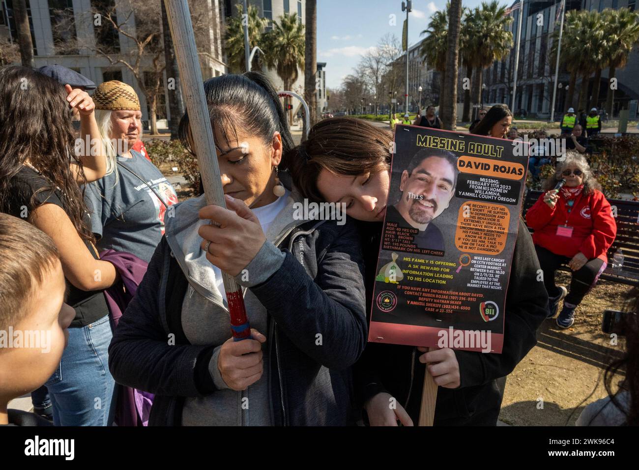 Mariah Rojas, 16, and her mother Annette Bowdish of Crescent City ...