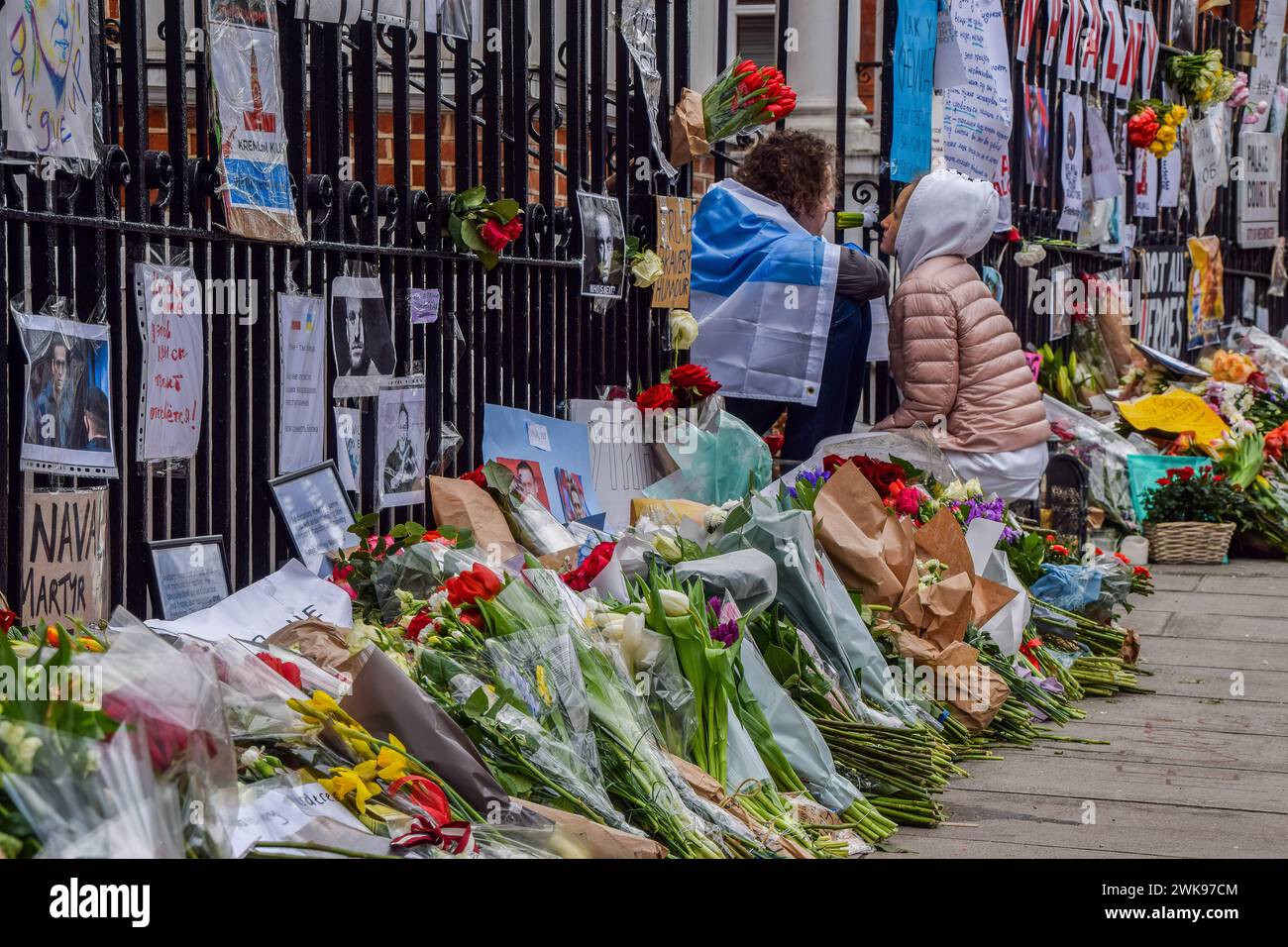 Alexei navalny memorial london hi-res stock photography and images - Alamy