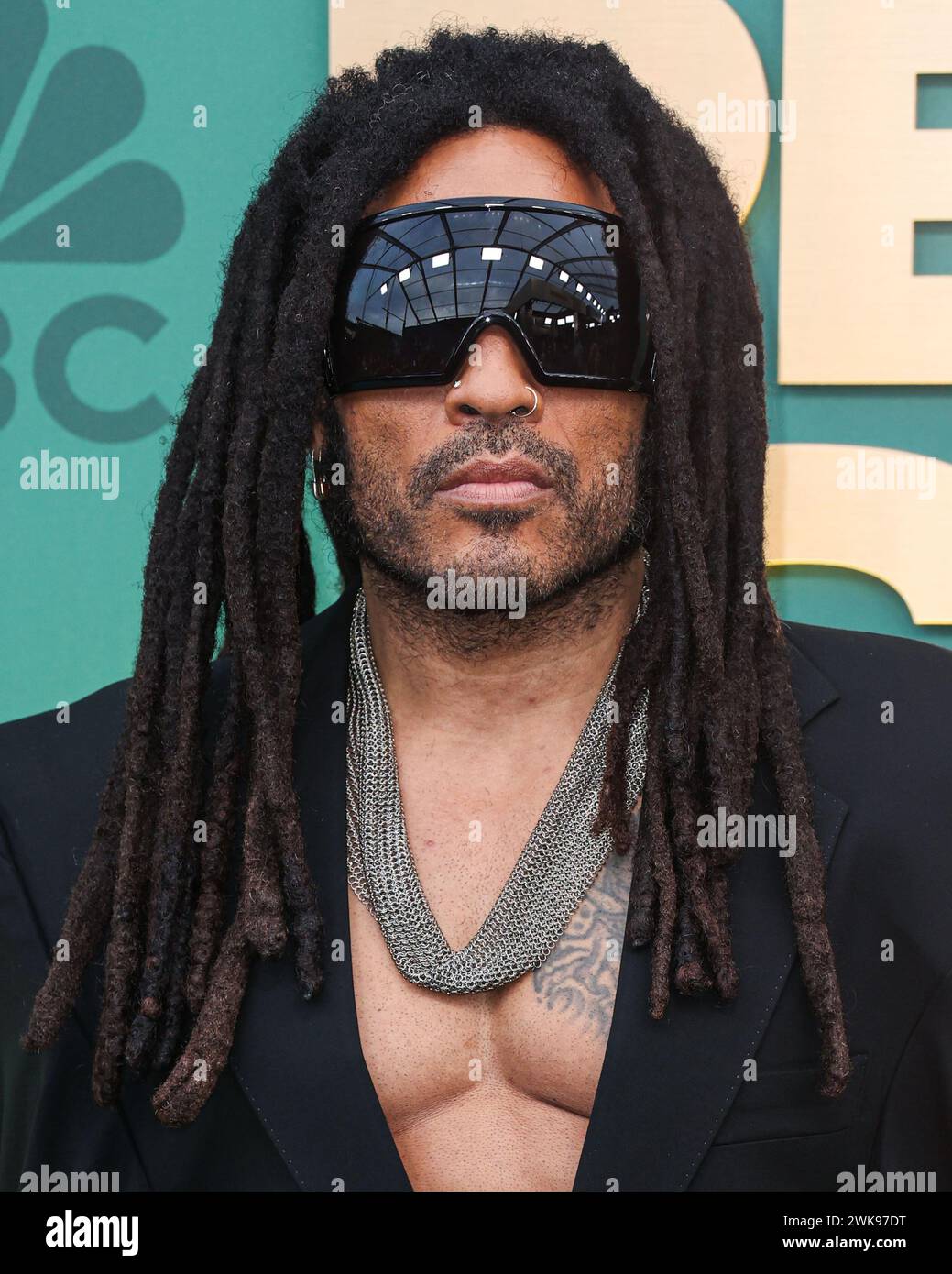SANTA MONICA, LOS ANGELES, CALIFORNIA, USA - FEBRUARY 18: Lenny Kravitz ...