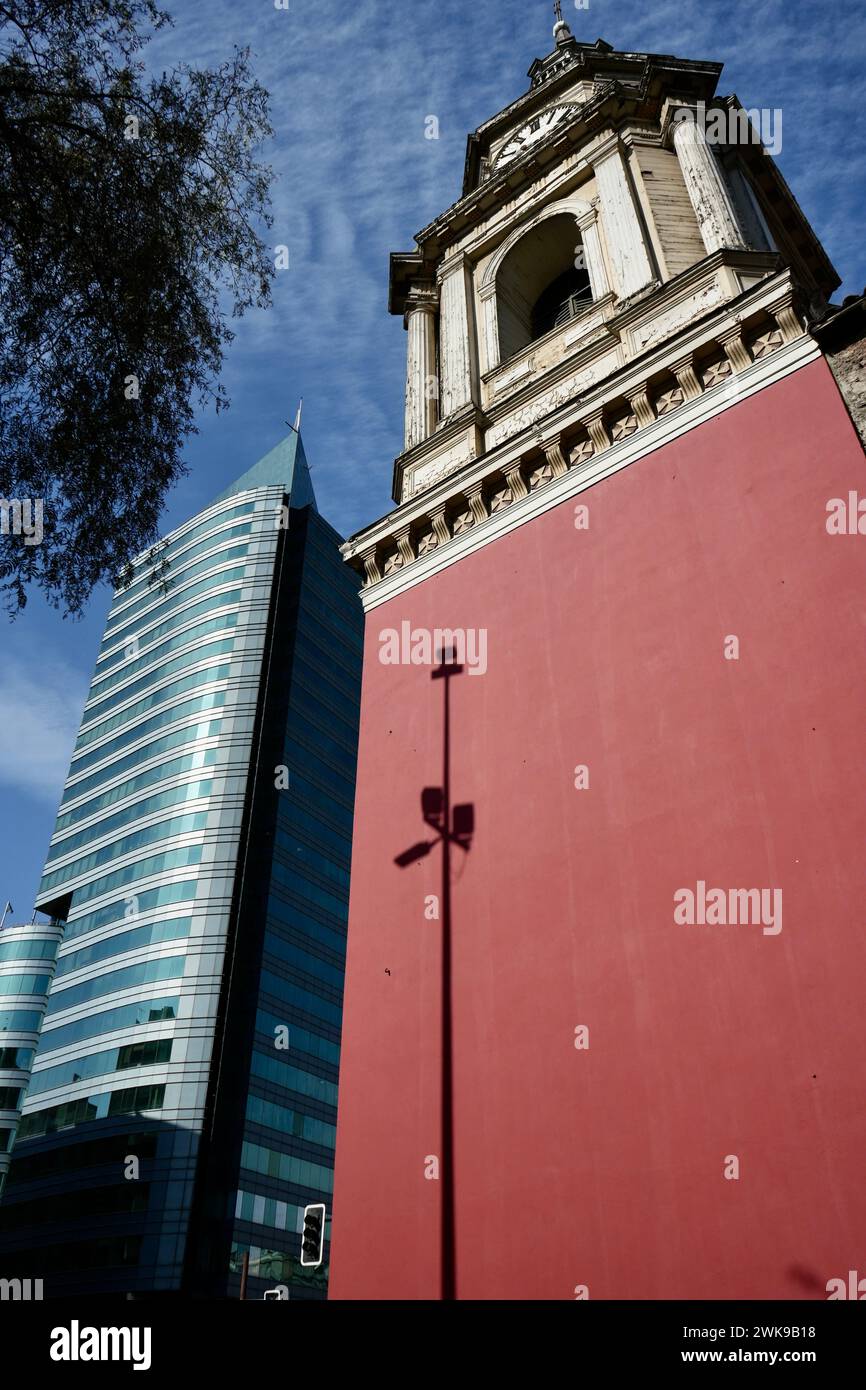 Comunidad edificio torre alameda hi-res stock photography and images - Alamy