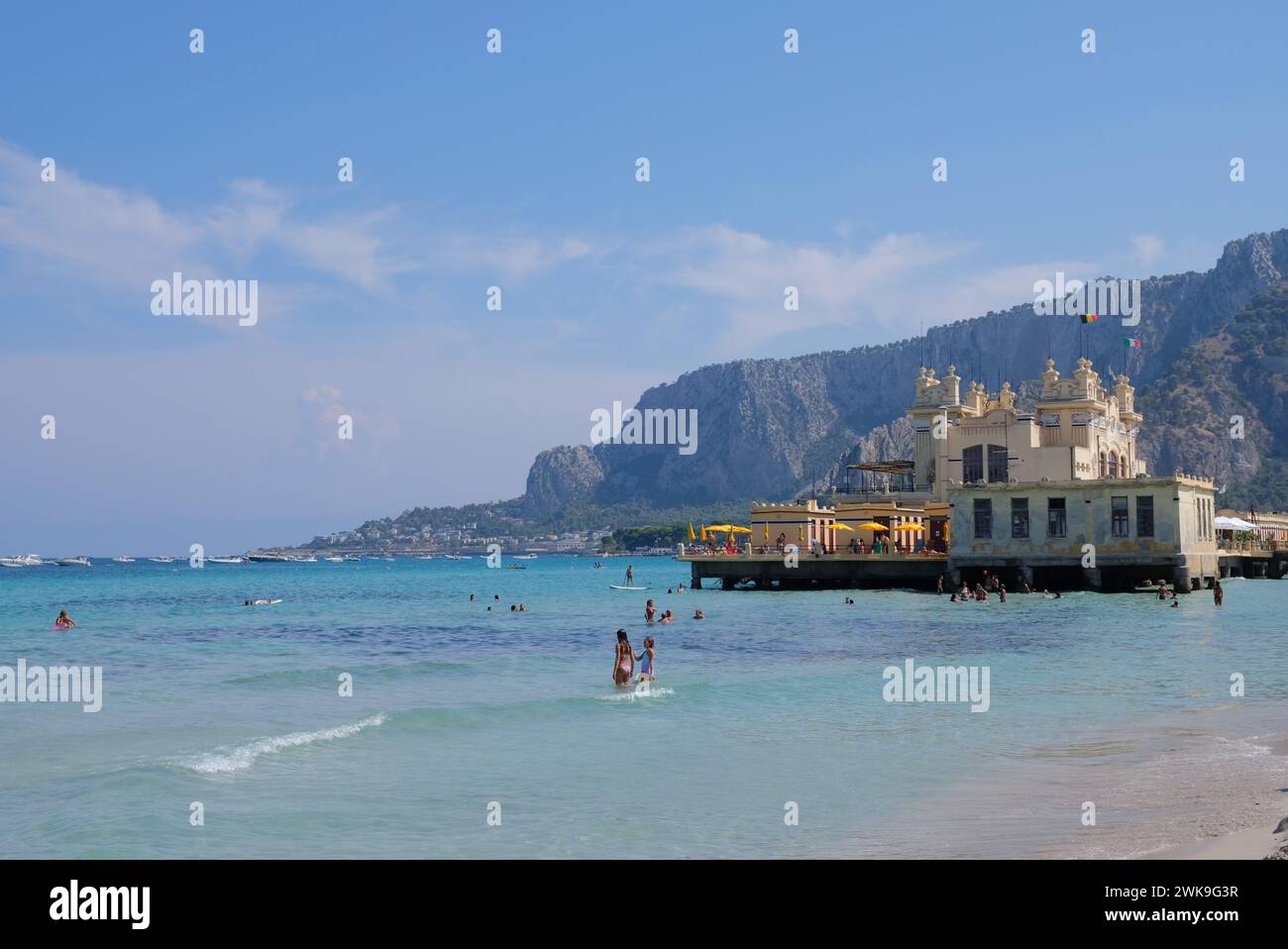 Mondello beach palermo sicily italy hi-res stock photography and images ...