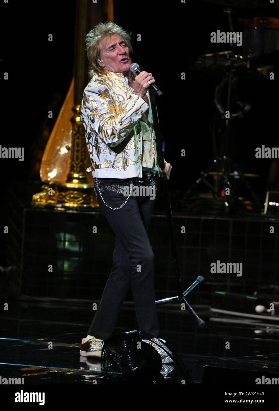 Rod Stewart performs during The 2024 Tour at Hard Rock Live held at the ...