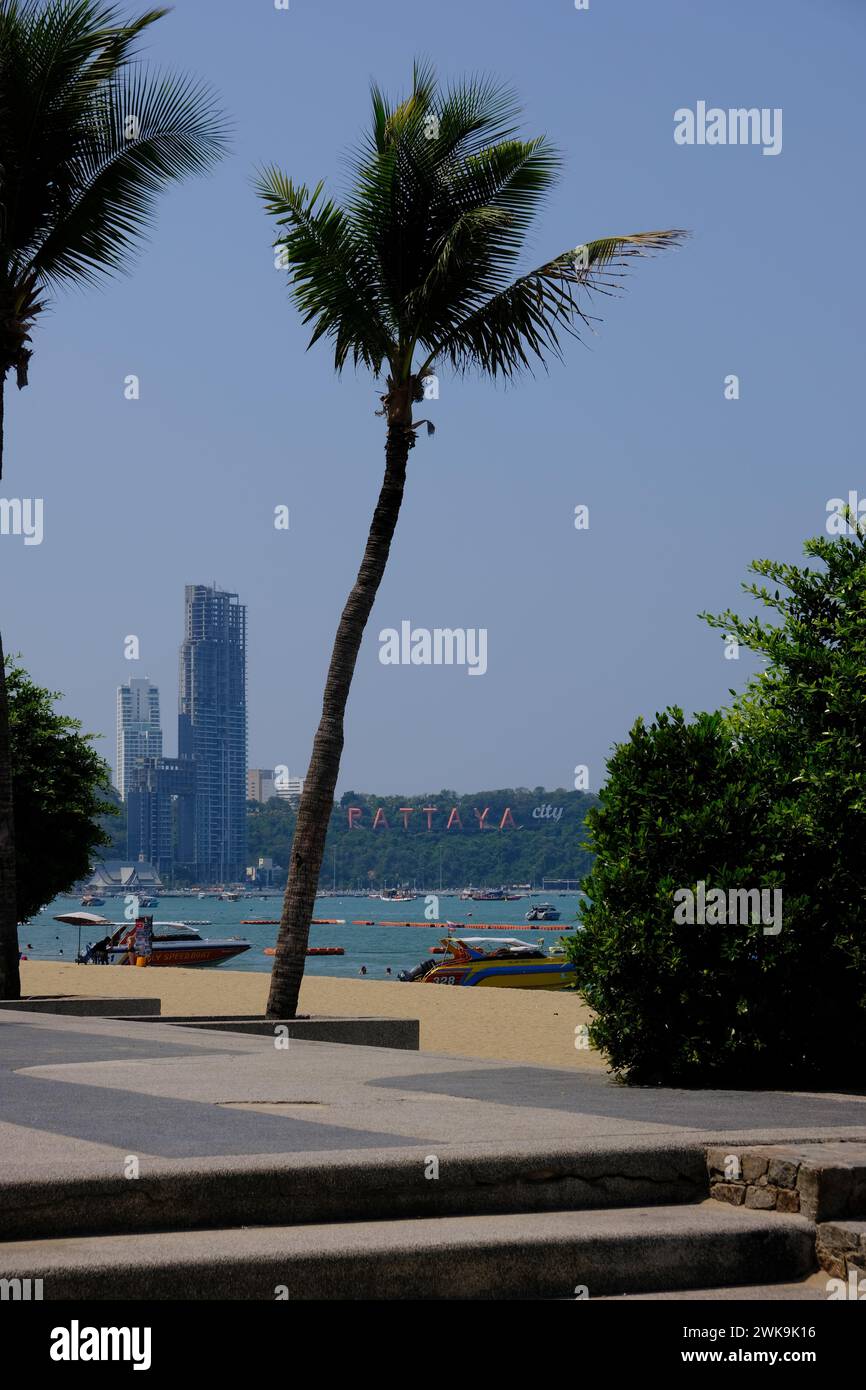 Pattaya City Beach and famous sign, Thailand Stock Photo - Alamy