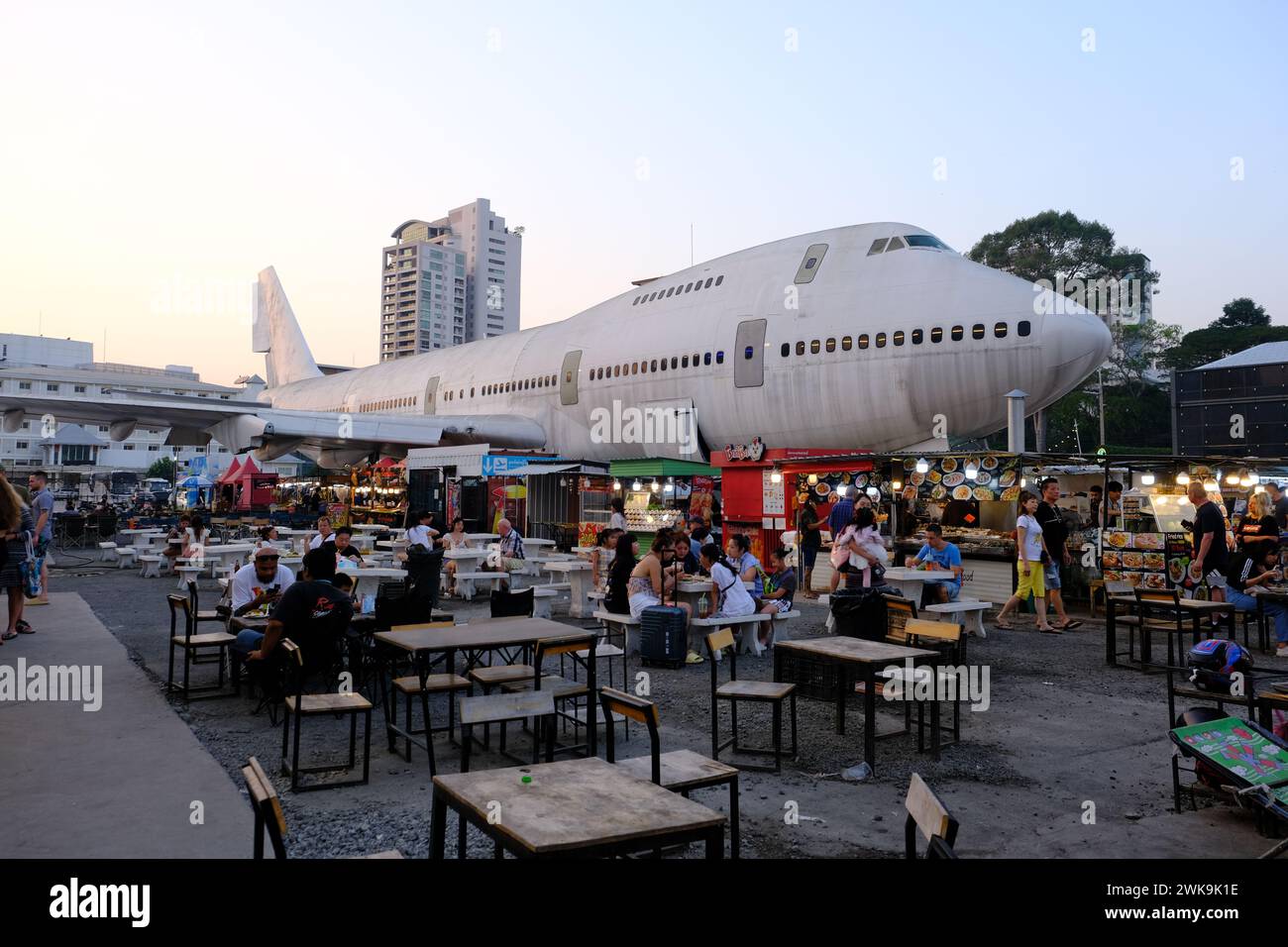 Runway Street food Market, Pattaya Thailand Stock Photo - Alamy