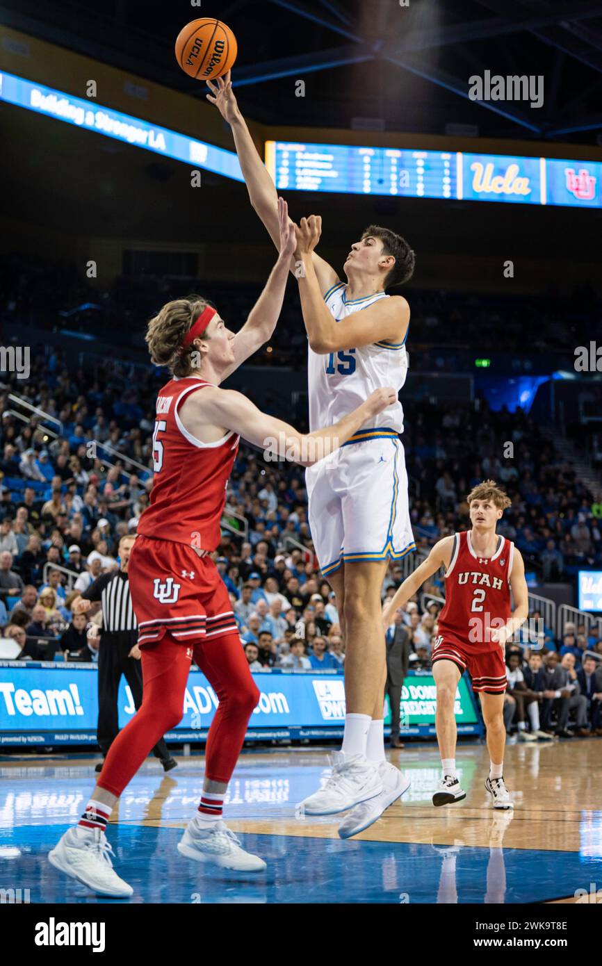 UCLA Bruins center Aday Mara (15) shoots over Utah Utes center Branden ...