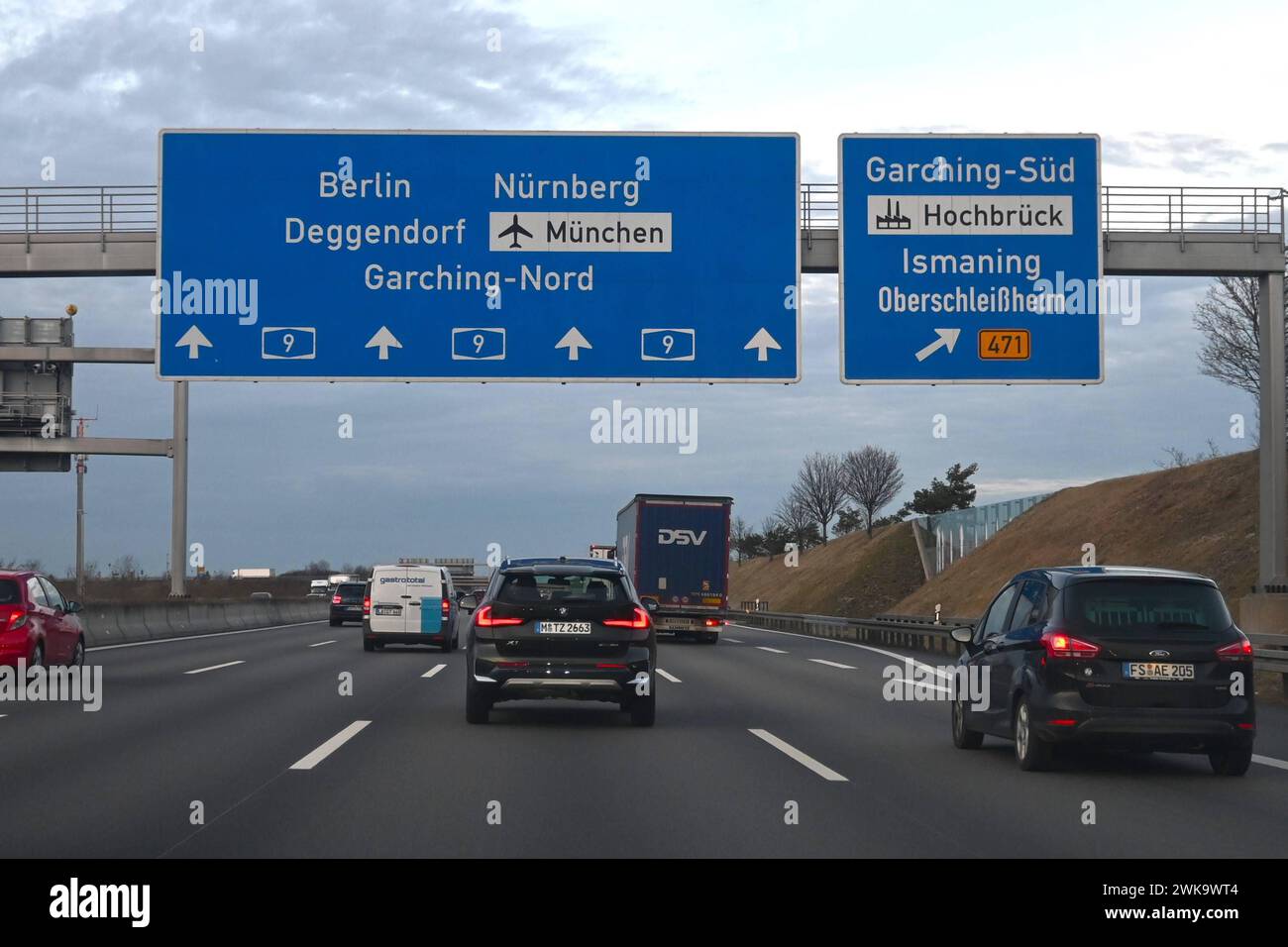 München, Autobahn A9 in Fahrtrichtung Nürnberg. Abfahrt bzw Ausfahrt ...