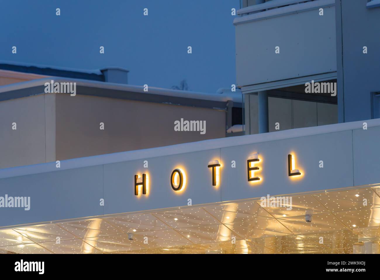 Motel entrance sign hi-res stock photography and images - Alamy