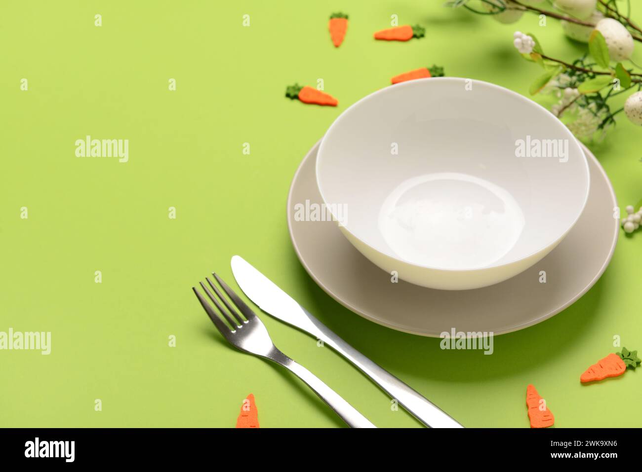 Cute easter table setting hi-res stock photography and images - Alamy