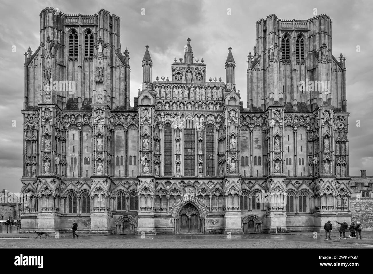 Modern art on cathedral hi-res stock photography and images - Alamy