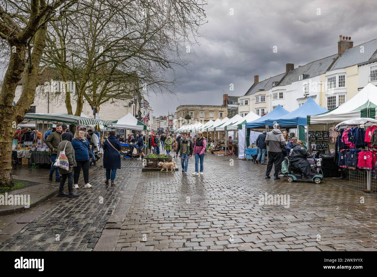 Saturday open market in hi-res stock photography and images - Alamy