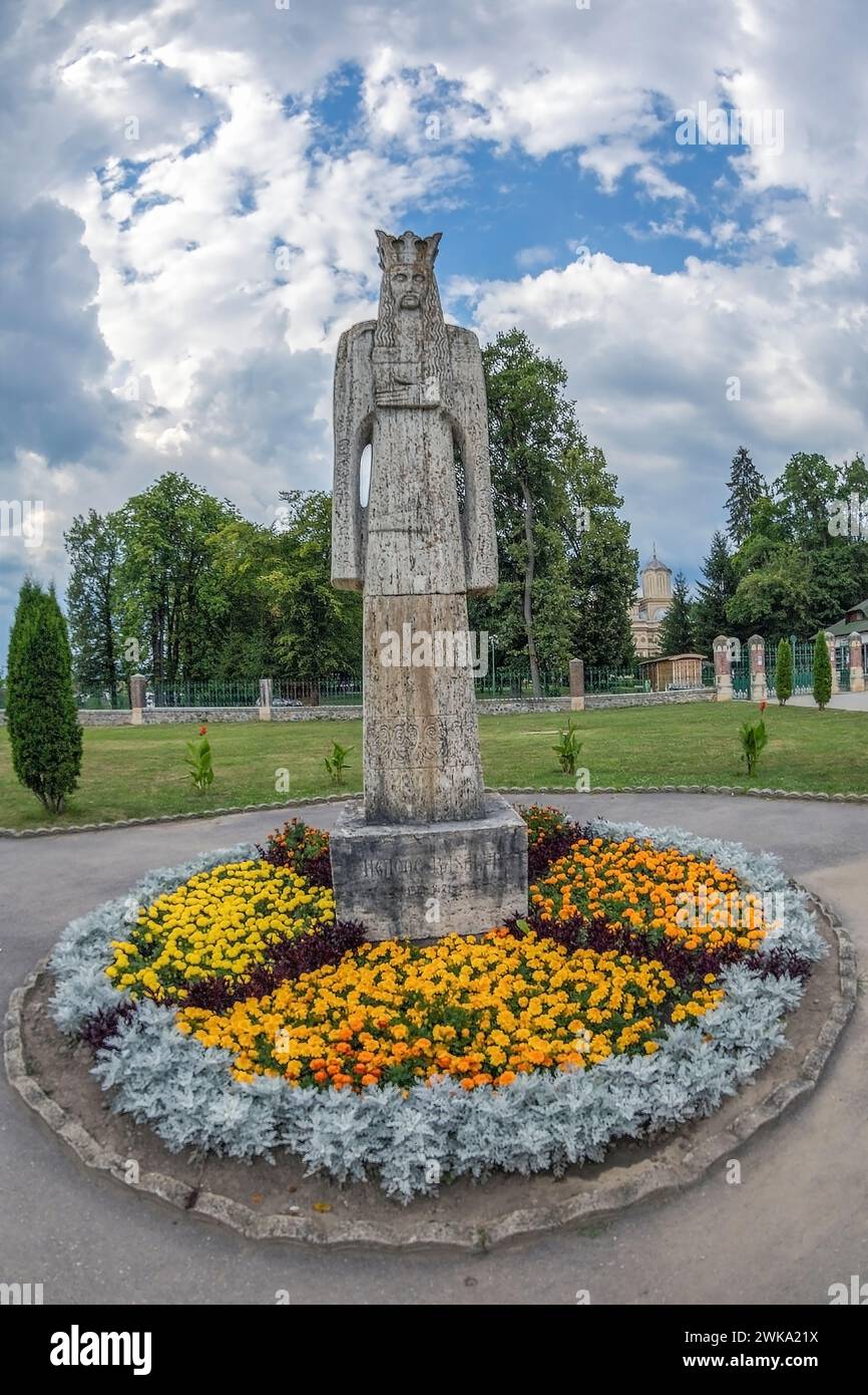 CURTEA DE ARGES, ROMANIA - JULY 22, 2020: Statue of Neagoe Basarab ...