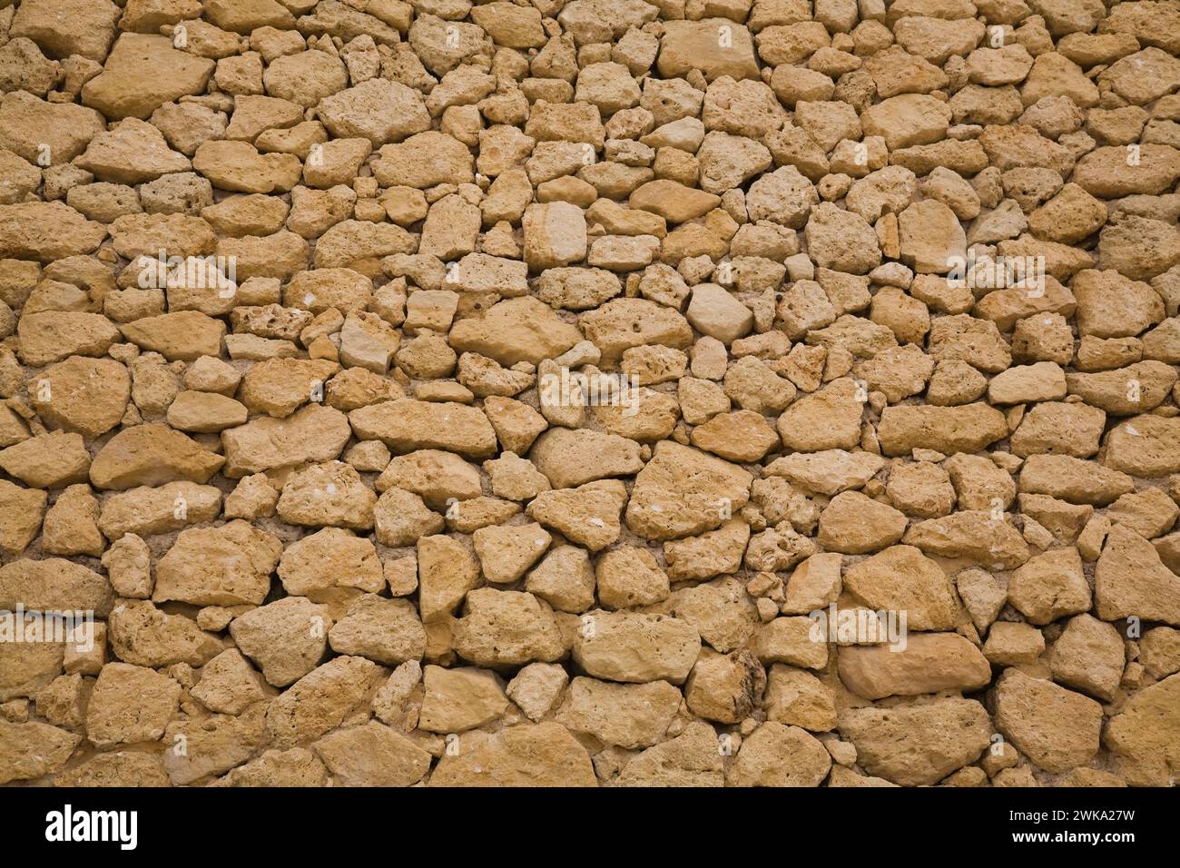 Light coloured rocks hi-res stock photography and images - Alamy