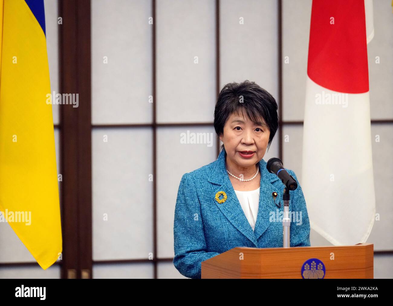 Ken saito hi-res stock photography and images - Alamy