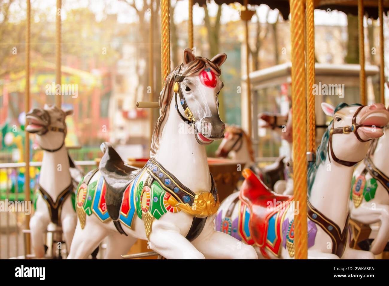 Vintage carousel horse in the sun. Childhood memories Stock Photo - Alamy