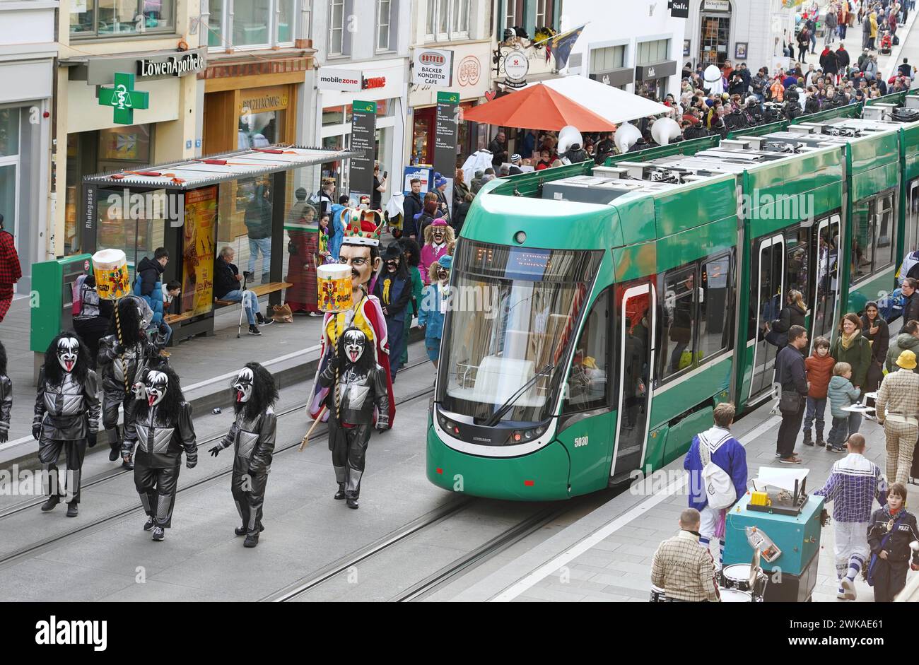 Anton Geisser 19.02.2024 Basler Fasnacht. Bild : Cortege Fasnachtsumzug ...