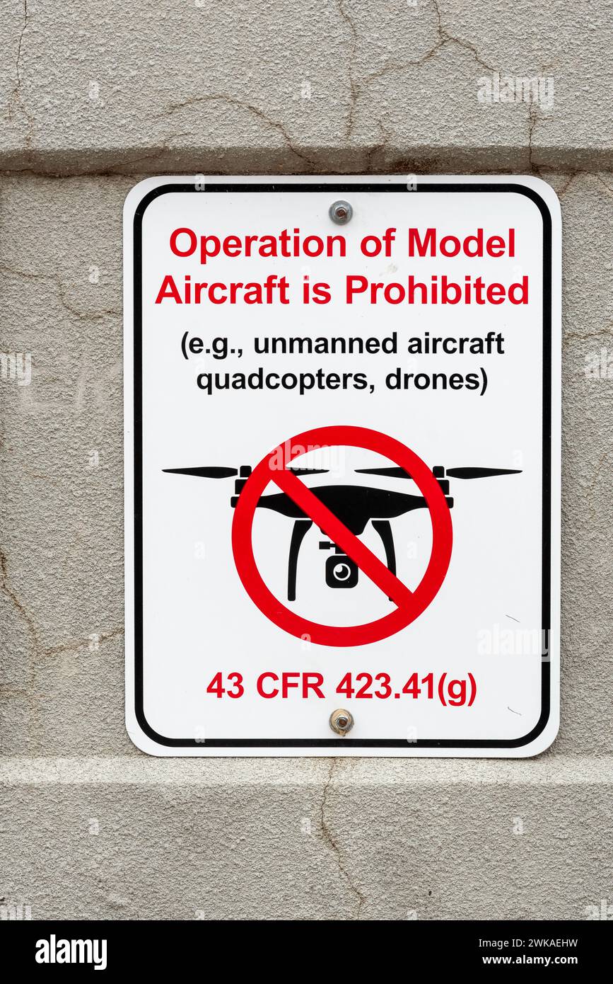 Model aircraft prohibited sign, Owyhee Dam, Malheur County, Oregon ...