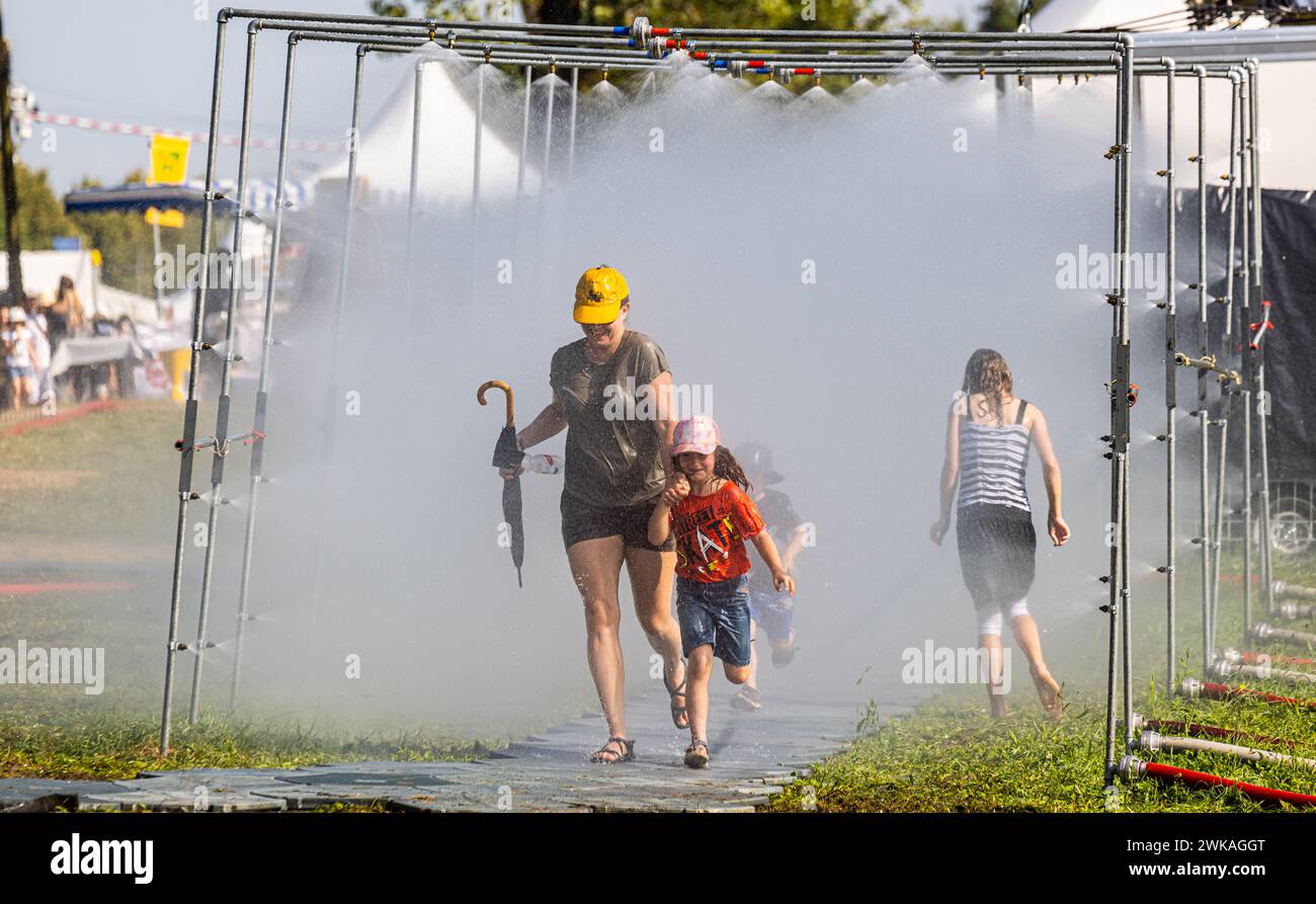 Bei hochsommerlichen Temperaturen über 30 Grad ist Abkühlung wichtig ...