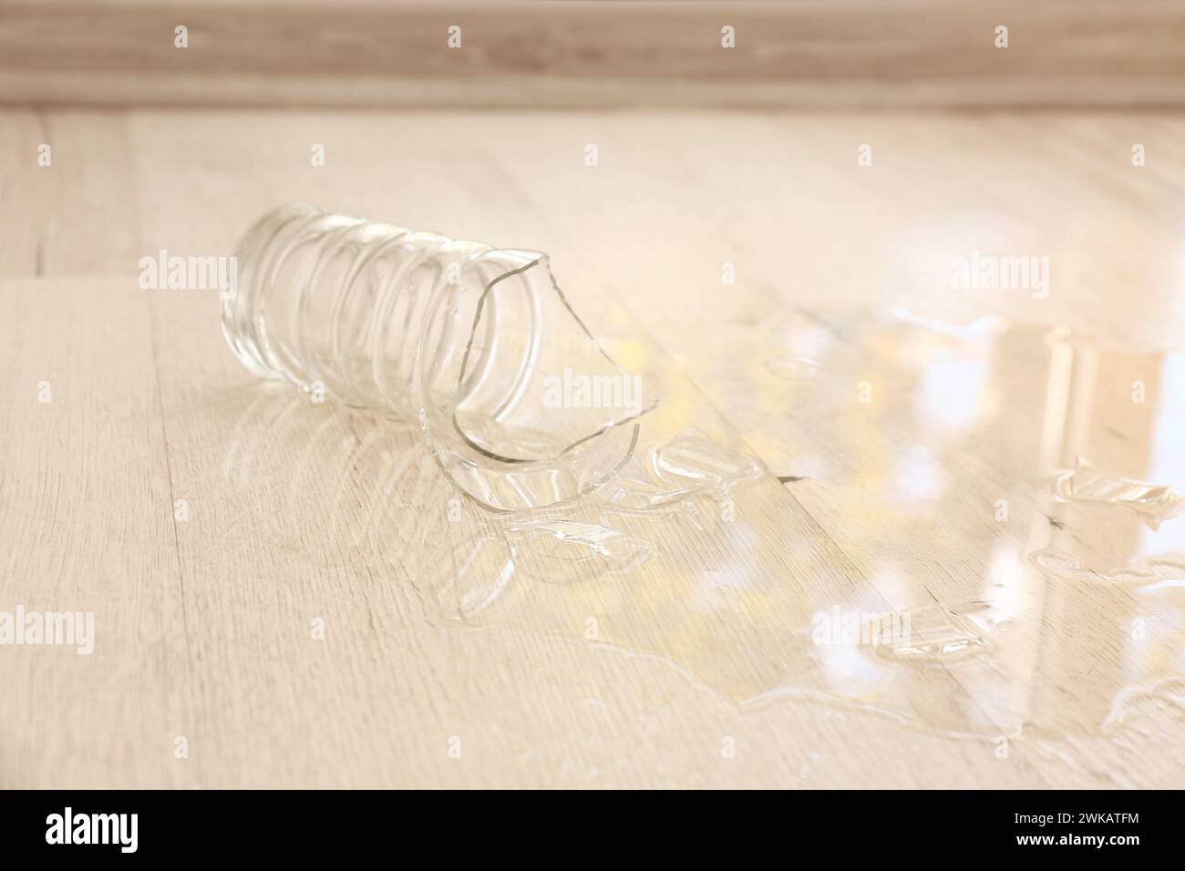 Shattered vase hi-res stock photography and images - Alamy