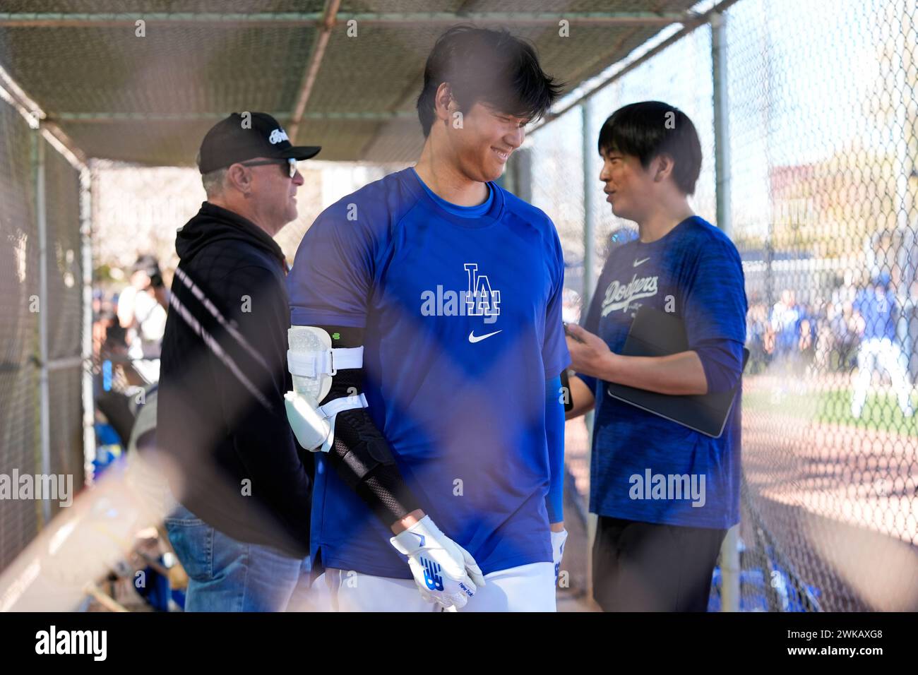 Former Los Angeles Angels manager Phil Nevin, left, talks with Los ...