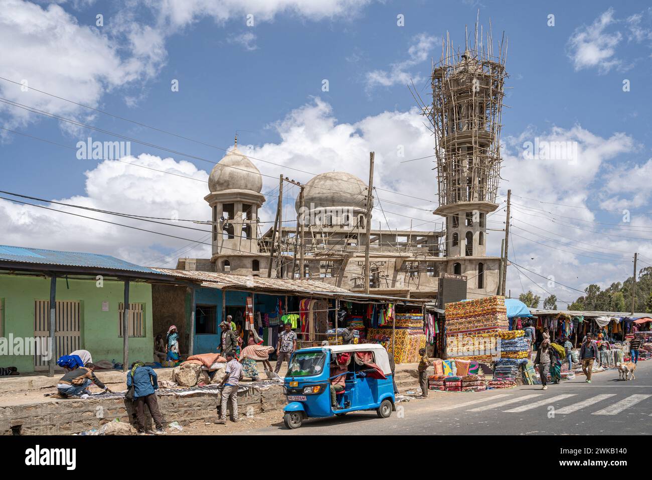 A new mosque under construction, building a new grand Masjid mosque in ...