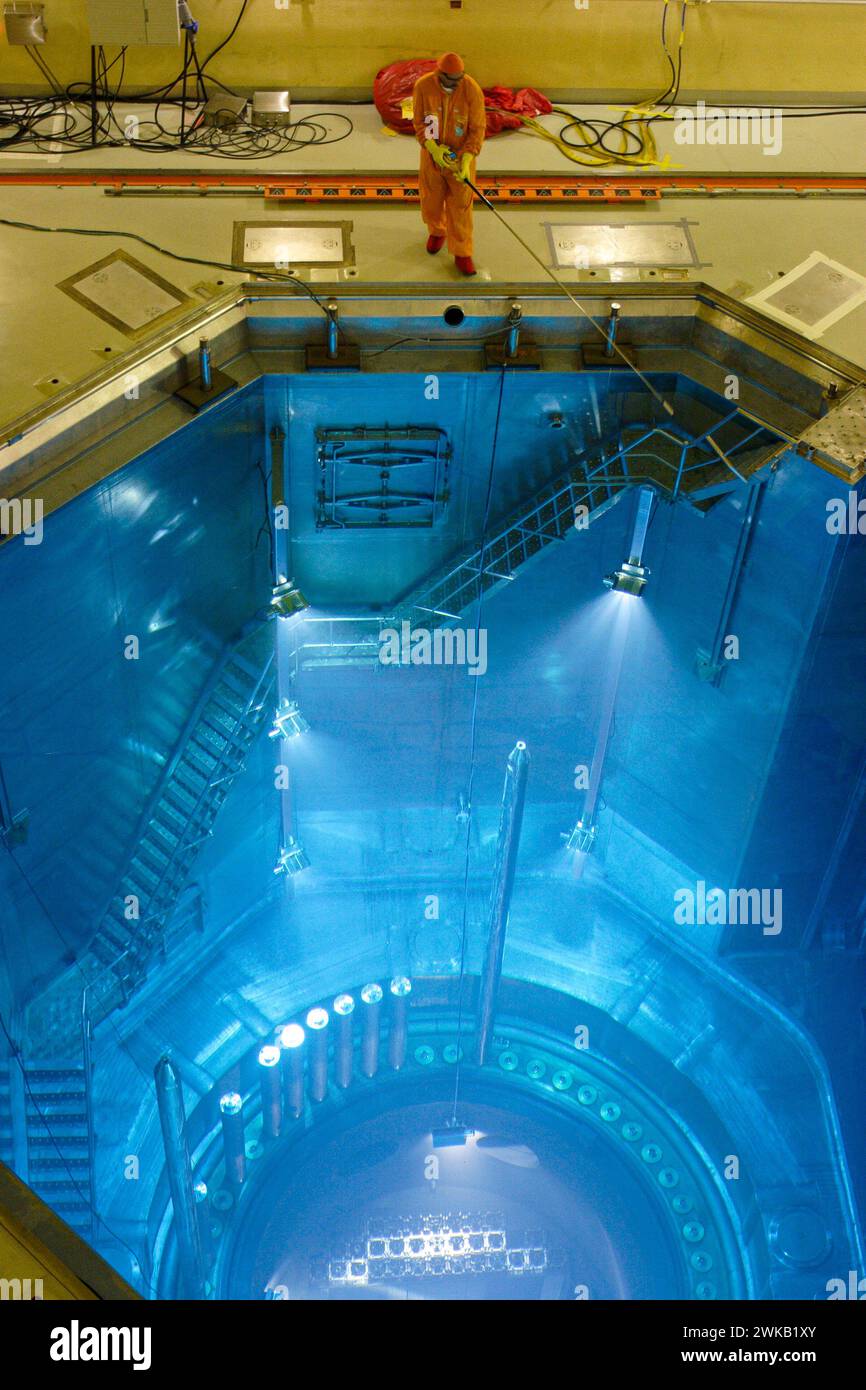 Nuclear reactor interior hi-res stock photography and images - Alamy