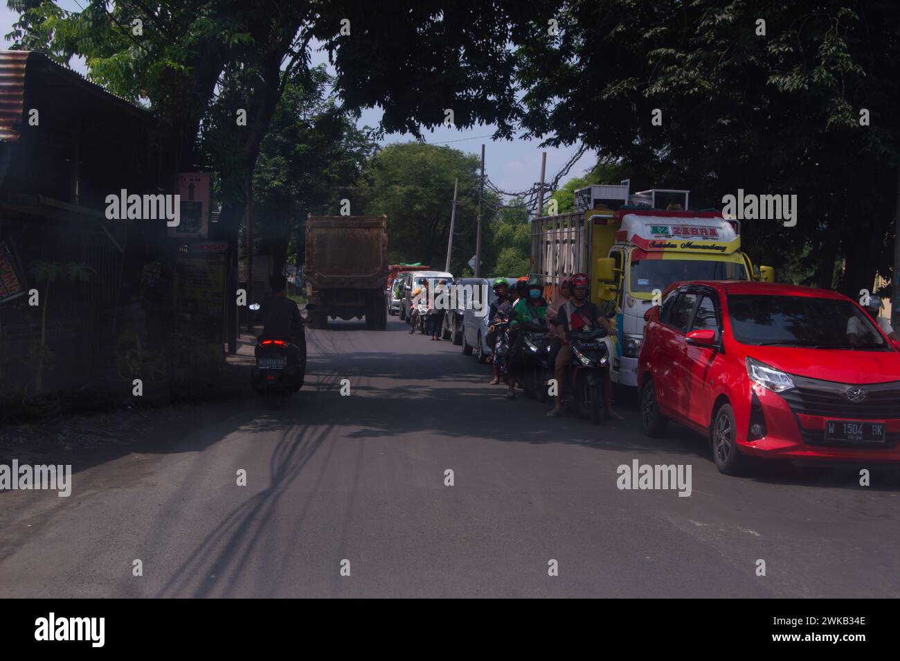 Busy city highway hi-res stock photography and images - Alamy