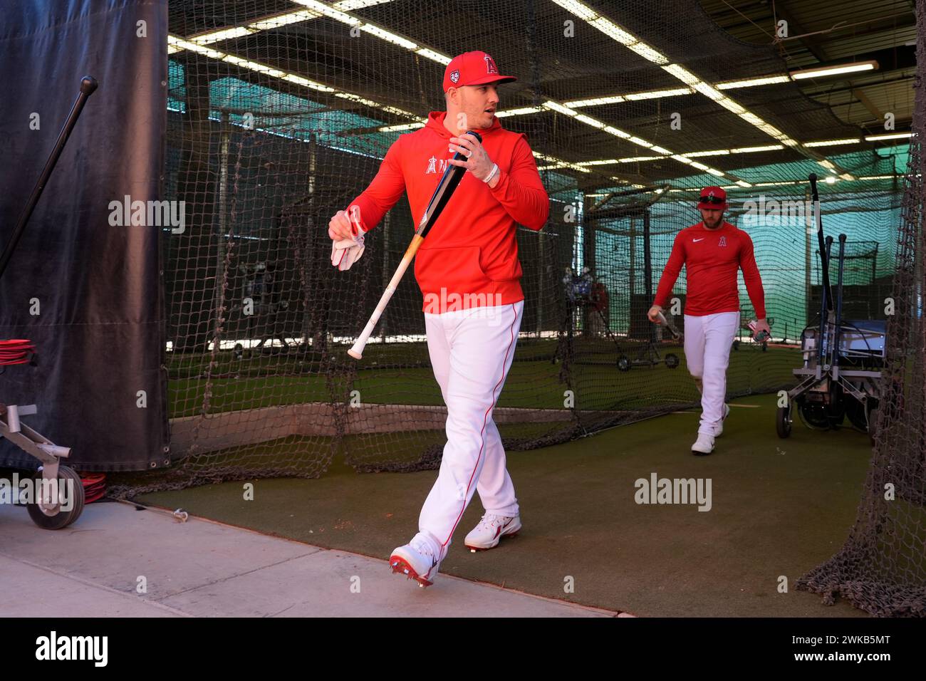 Los Angeles Angles' Mike Trout leaves the batting cages during a ...
