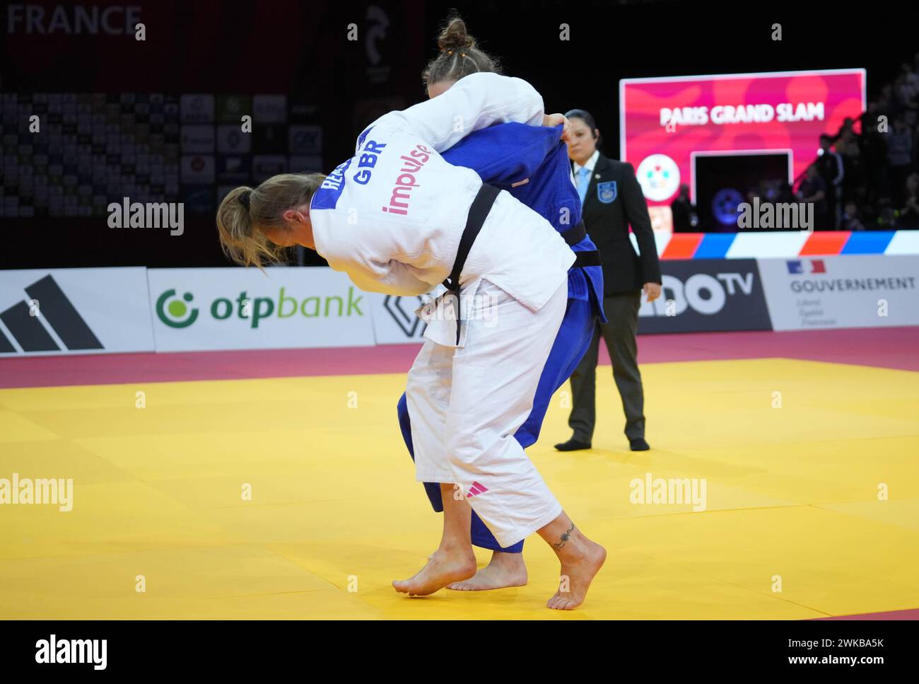 VAN LIESHOUT JOANNE of NETHERLANDS and RENSHALL LUCY of GREAT BRITAIN ...