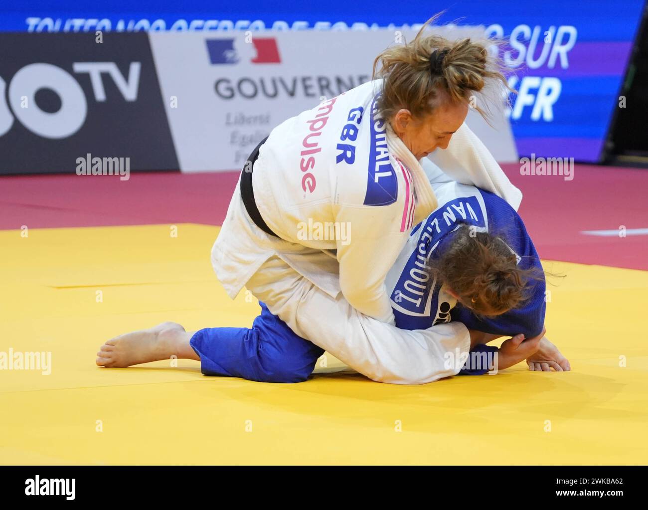 VAN LIESHOUT JOANNE of NETHERLANDS and RENSHALL LUCY of GREAT BRITAIN ...