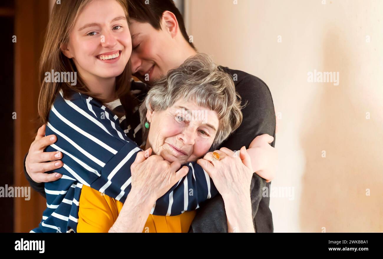 Granny hugs grandchild hi-res stock photography and images - Alamy