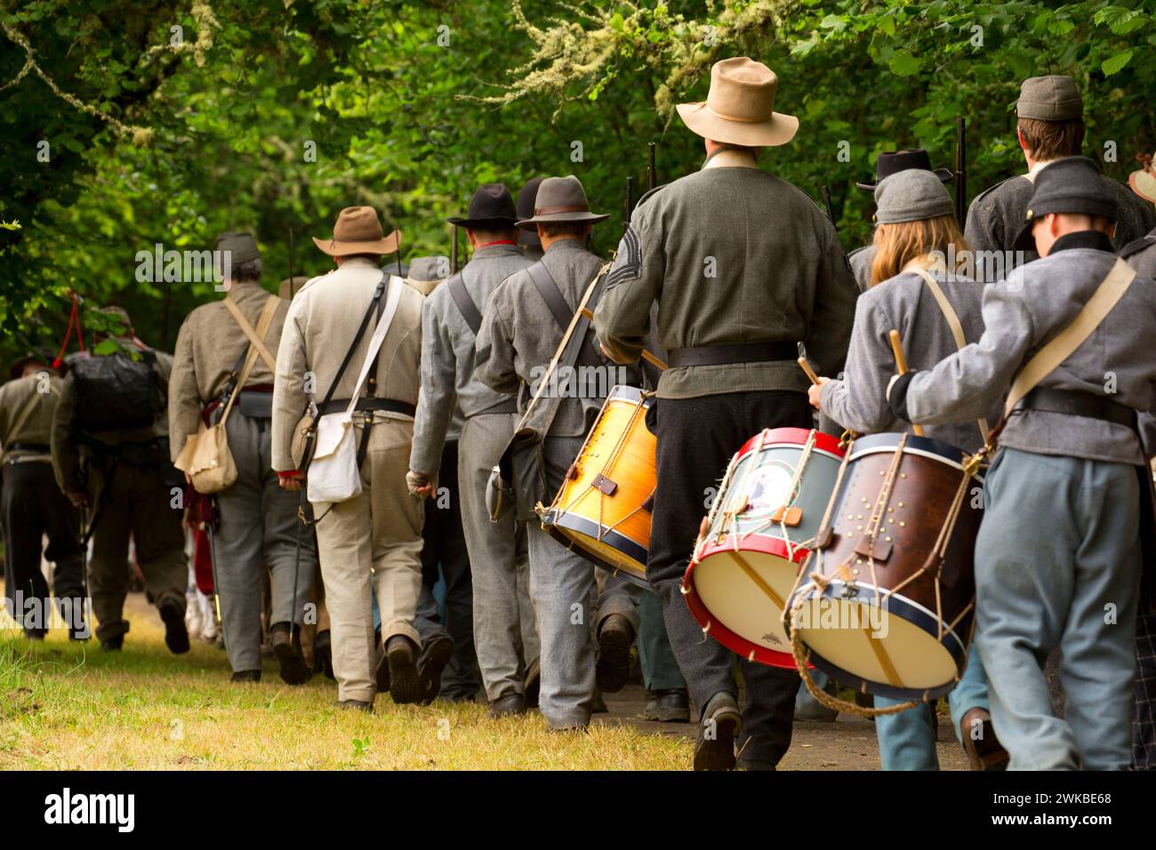 Confederate soldiers on the march, Civil War Reenactment, Willamette ...