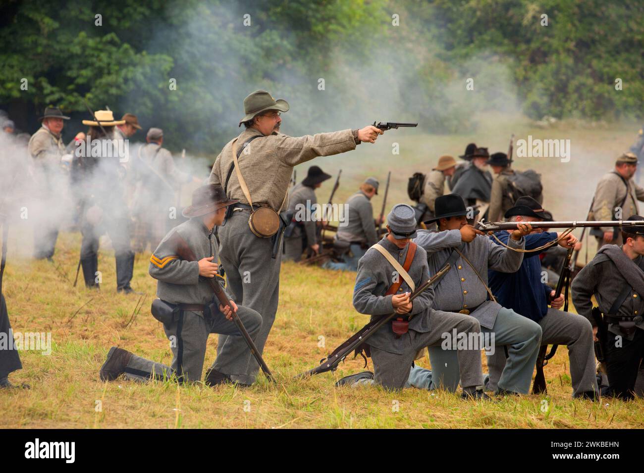 Confederate soldiers during battle re-enactment, Civil War Reenactment ...