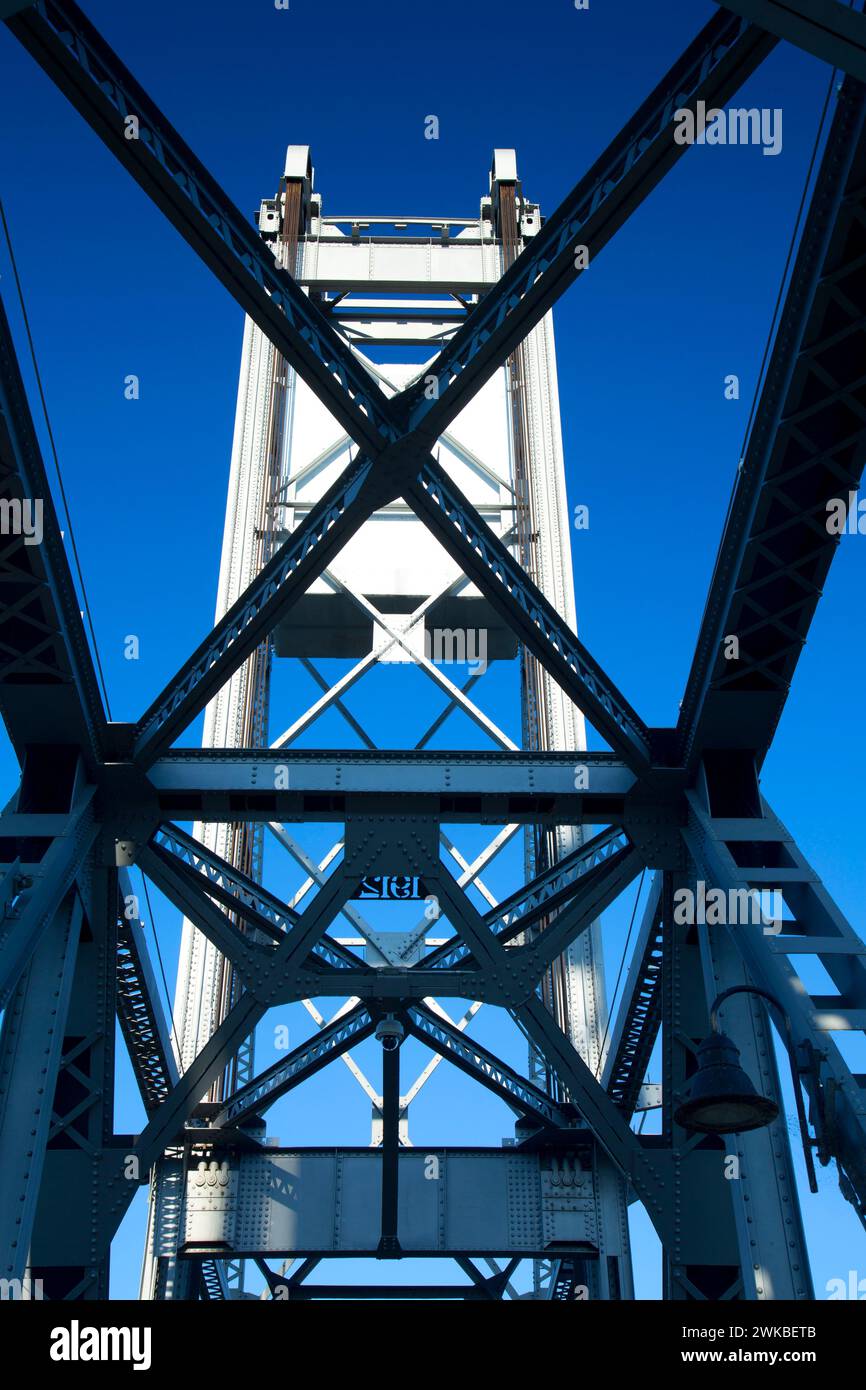 Wallace pedestrian bridge hi-res stock photography and images - Alamy