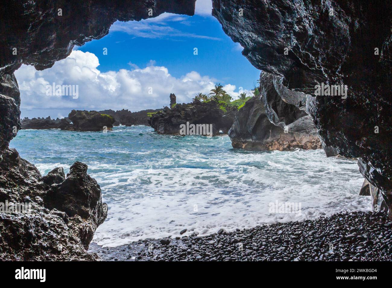 Cave in Waianapanapa Park on Maui, at mile marker 32 on the Road to ...