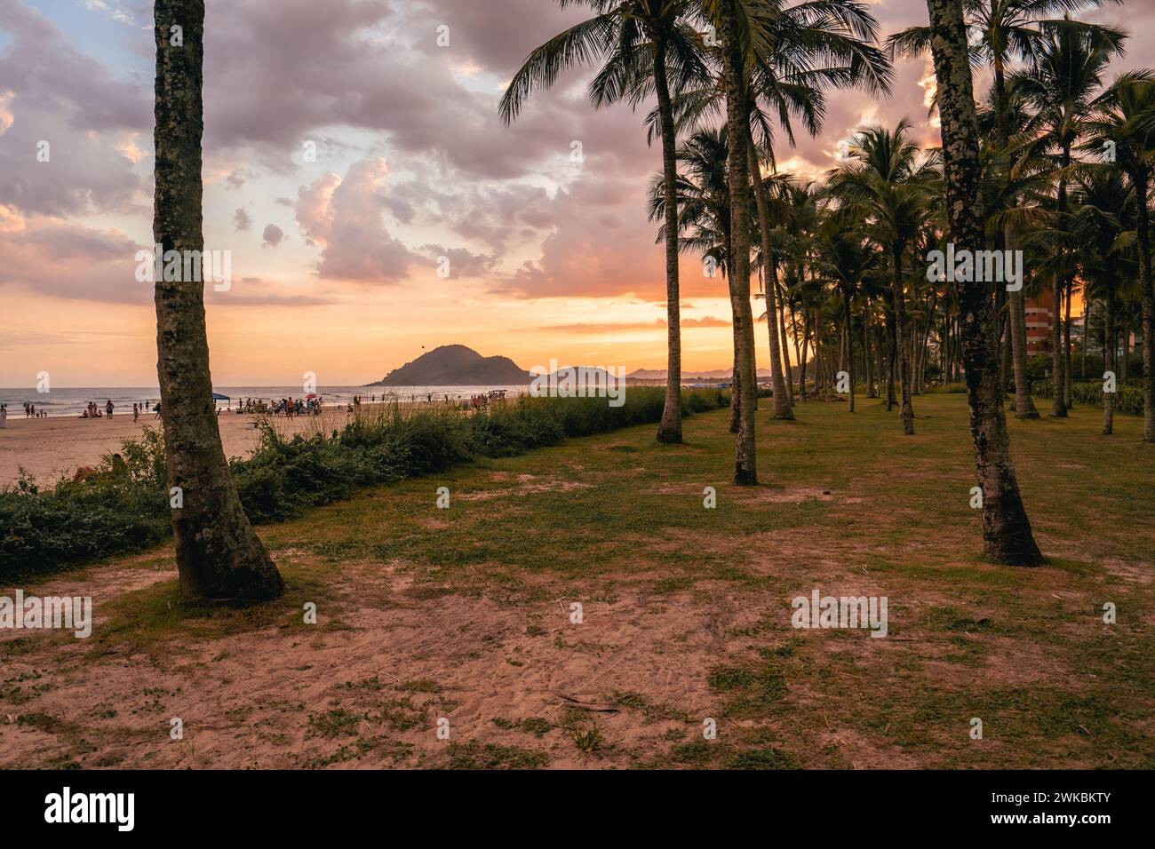 Beautiful sunset at the beach of Bertioga, São Paulo, Brazil. Februari ...