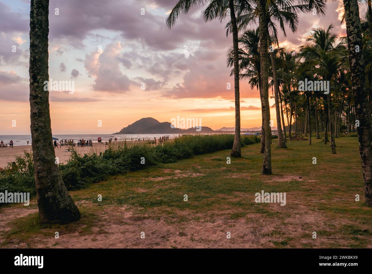 Beautiful sunset at the beach of Bertioga, São Paulo, Brazil. Februari ...