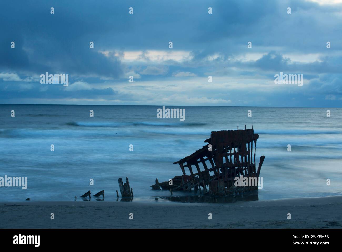 Peter Iredale shipwreck, Fort Stevens Post Cemetery, Fort Stevens State ...