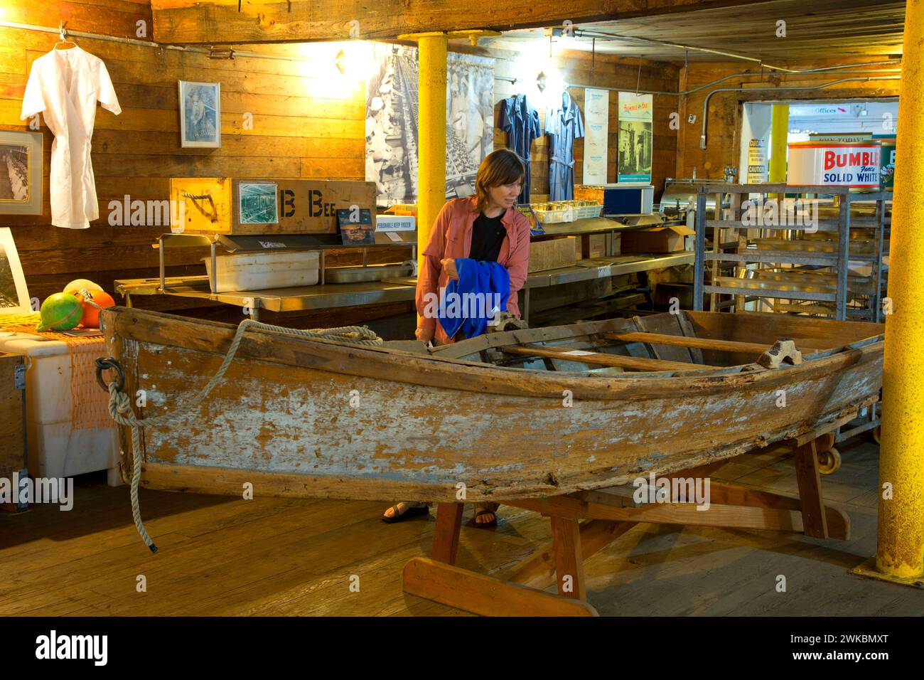 Astoria oregon riverwalk hi-res stock photography and images - Alamy