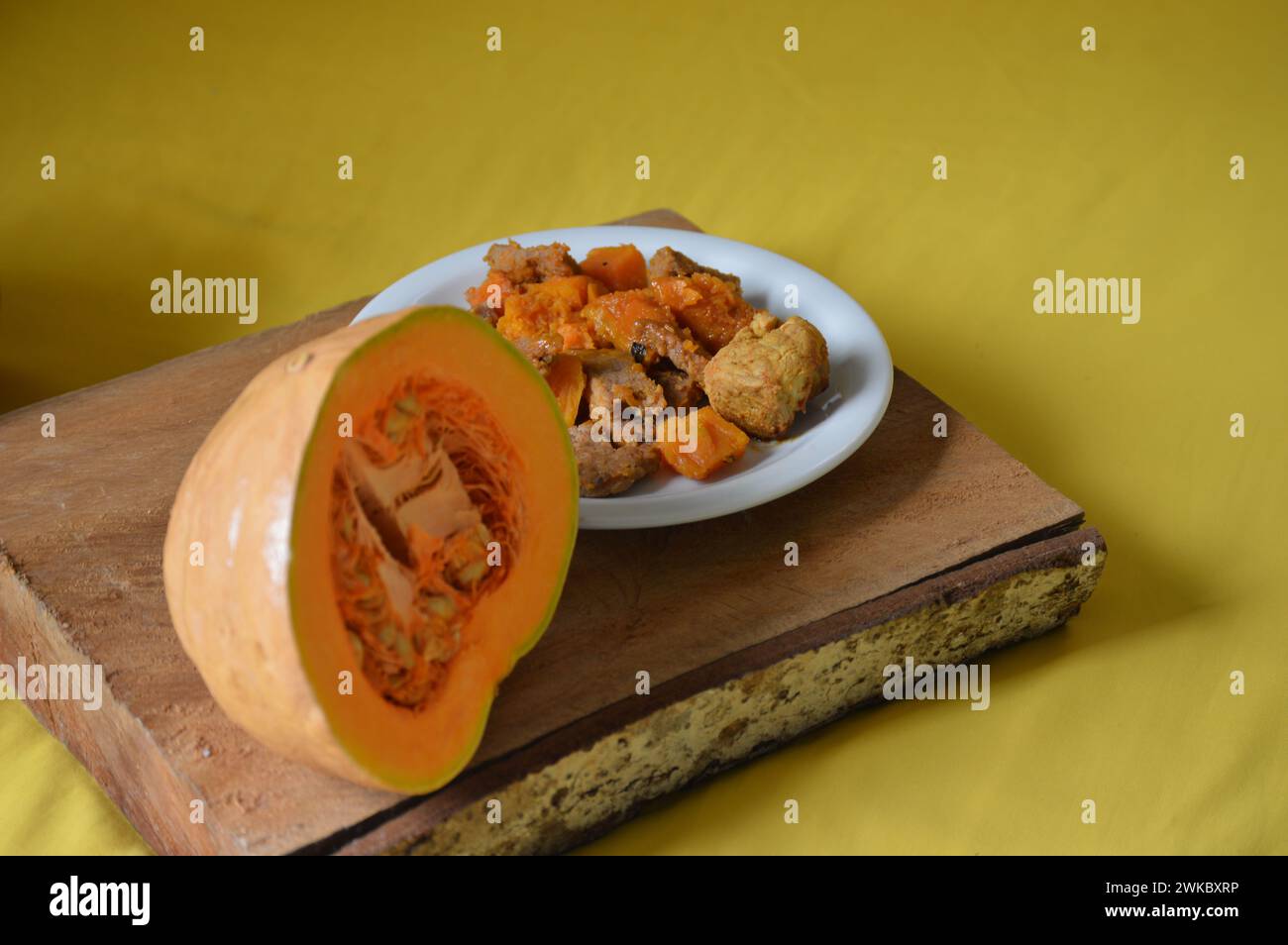 Pumpkin with meat, a delicacy of Brazilian cuisine also called jabá ...