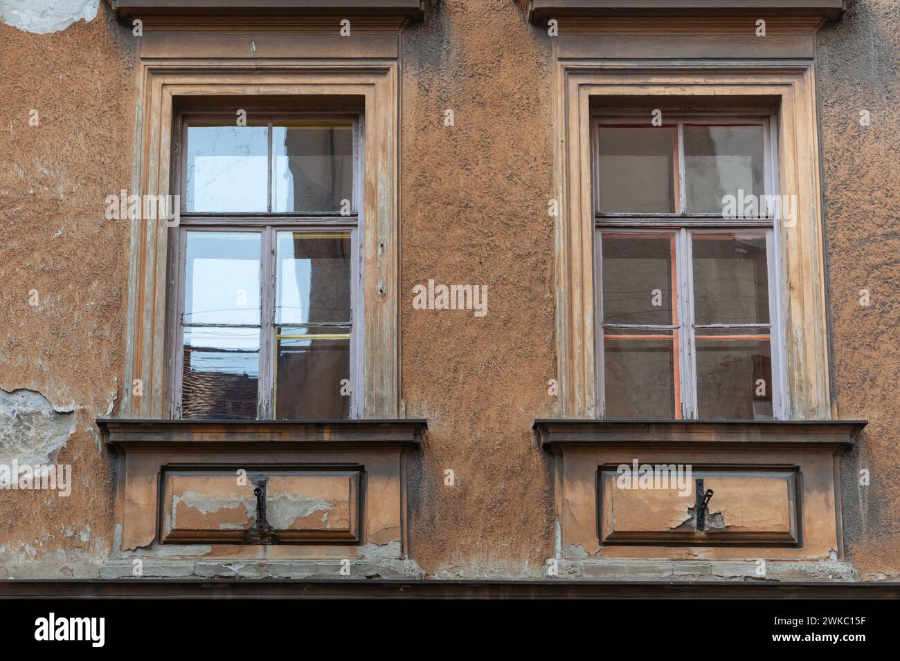Tatty building exterior hi-res stock photography and images - Alamy