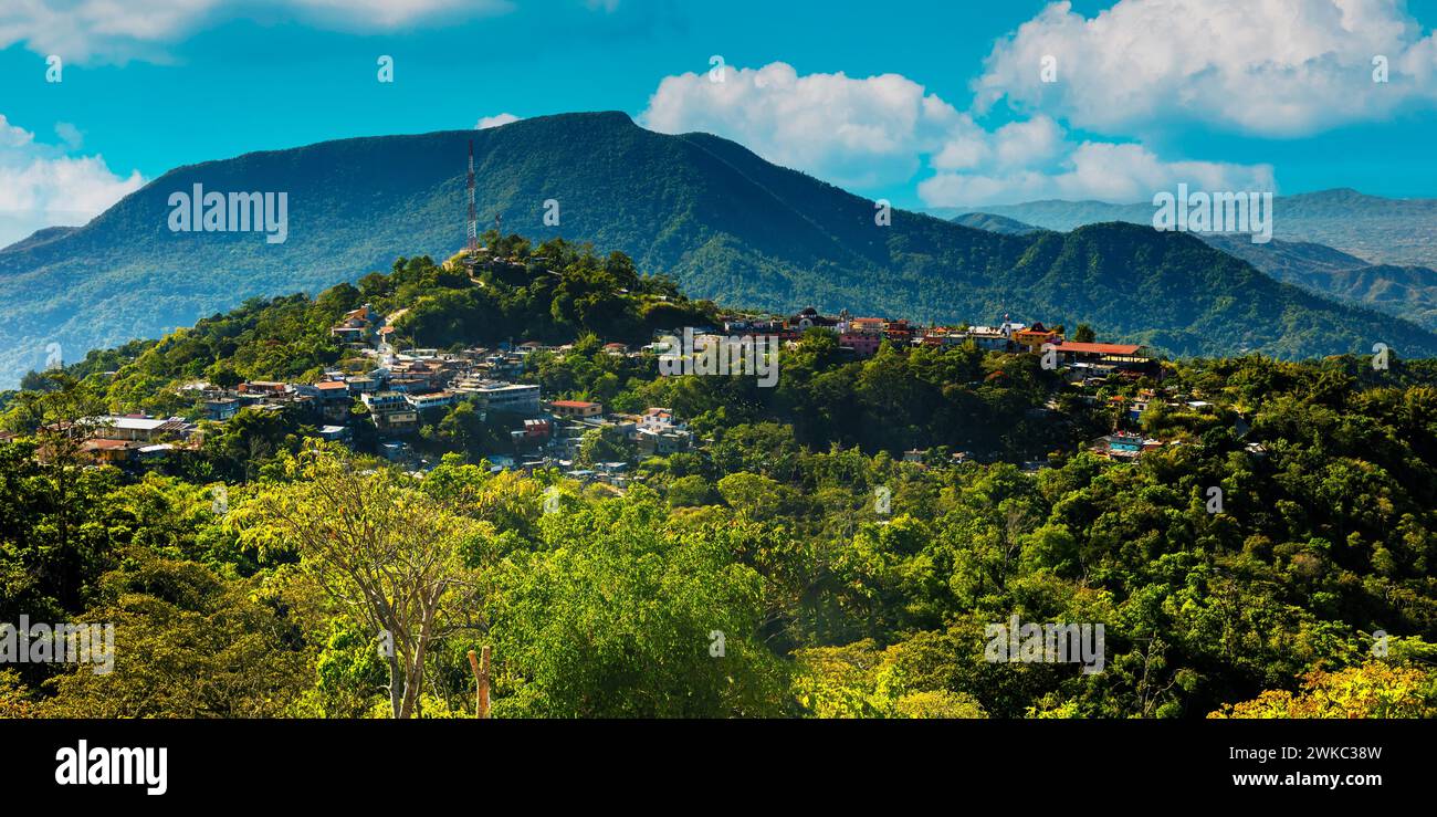 Village in the mountains, Pluma Hidalgo, Pochutla, Oxaca state, Sierra ...