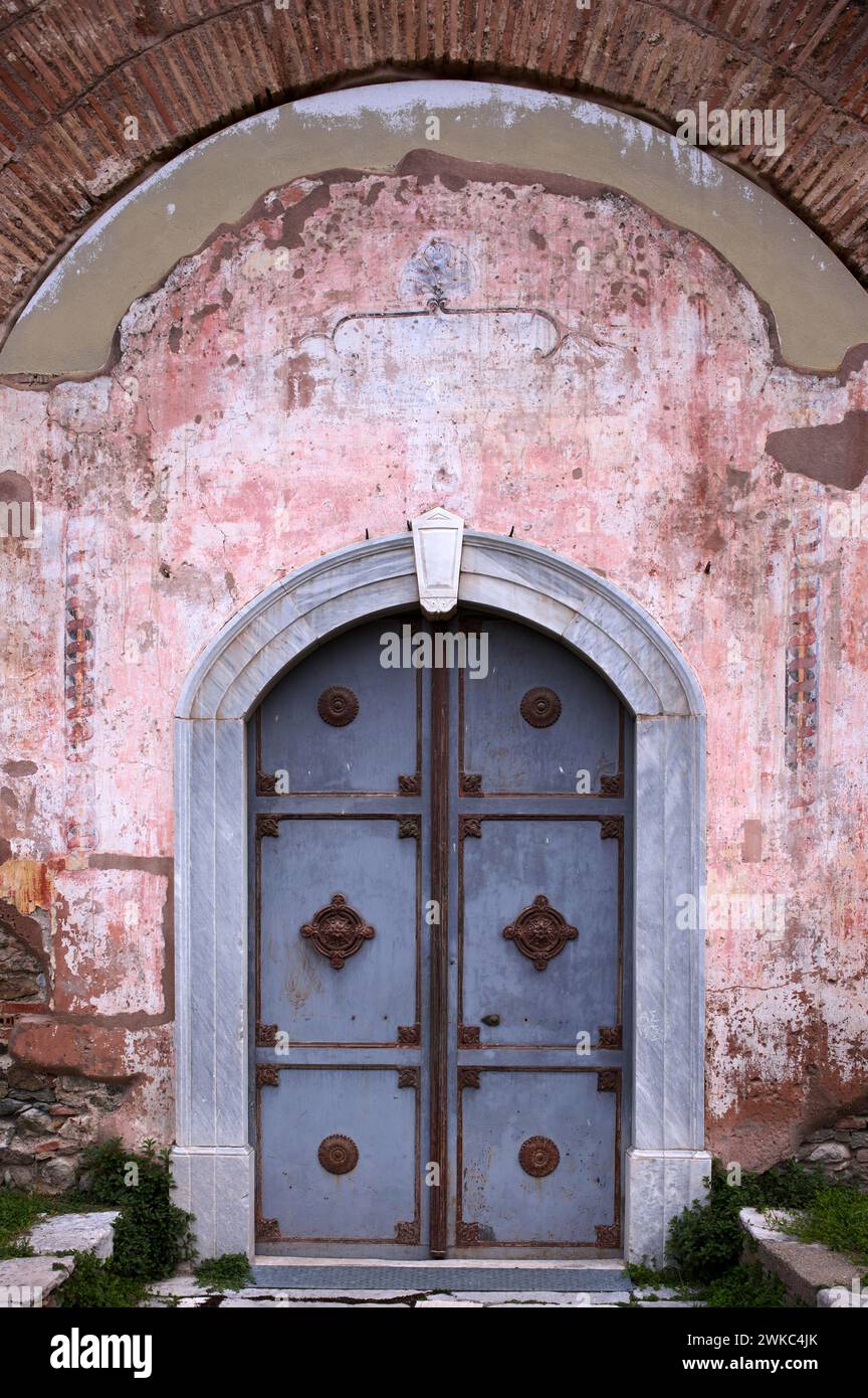 Exterior view of Rotonda, Rotunda of Galerius, Roman round temple ...