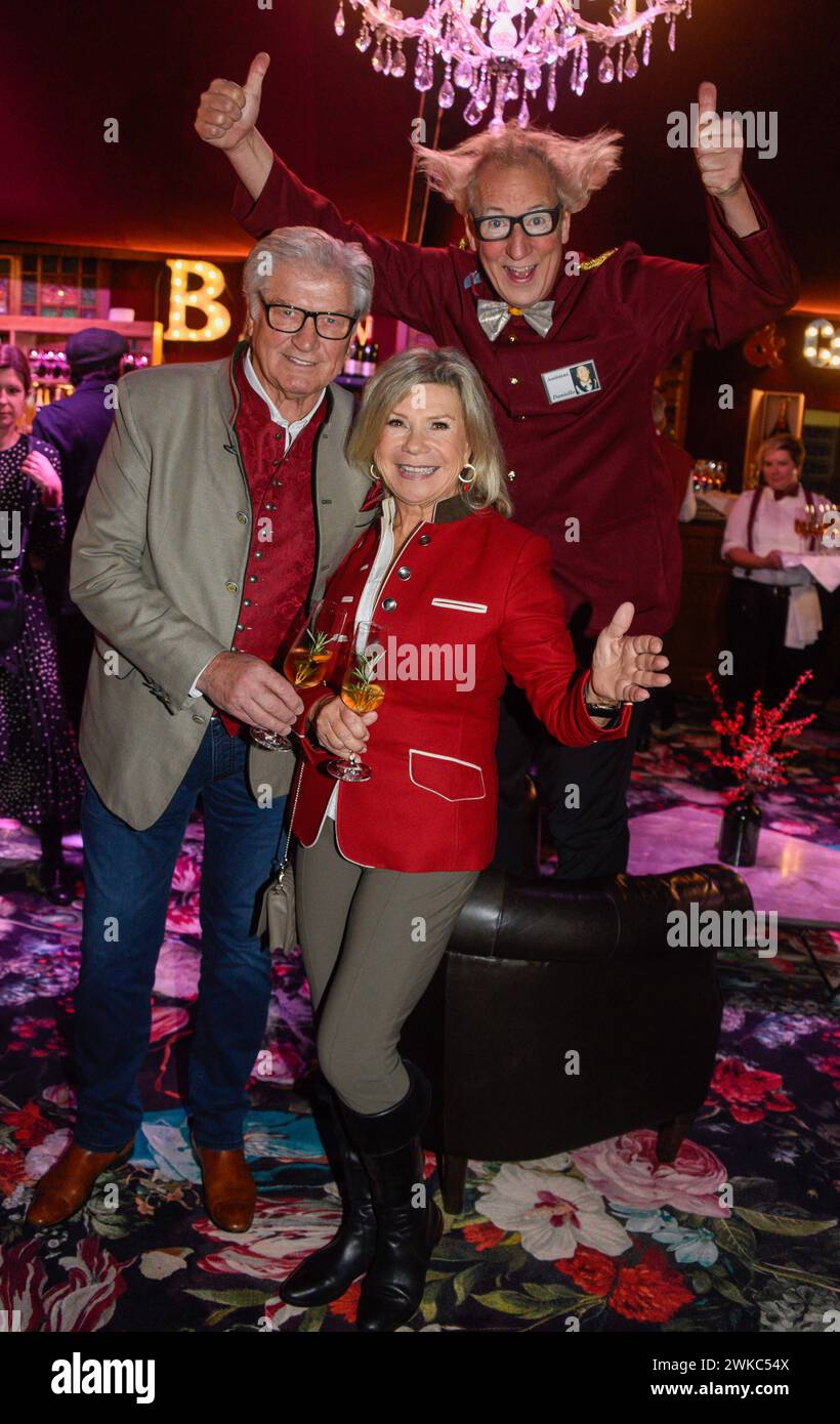 Premierengala im Teatro in München am 21. Nov. 20023 Marianne und ...