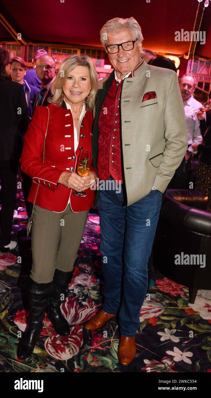 Premierengala im Teatro in München am 21. Nov. 20023 Marianne und ...