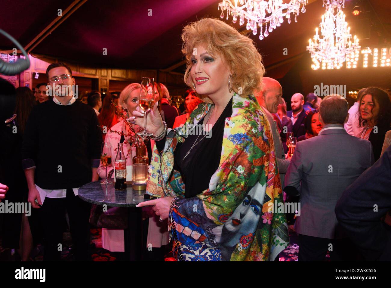 Premierengala im Teatro in München am 21. Nov. 20023 Gloria Gray ...