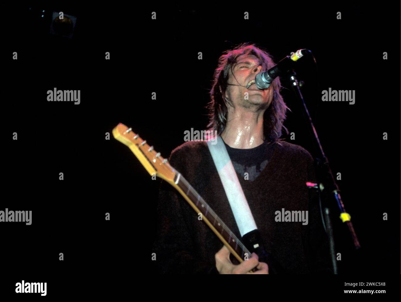 Kurt cobain hi-res stock photography and images - Alamy